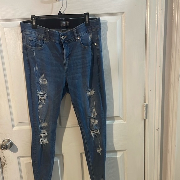torrid | Jeans | Torrid Distressed Blue Skinny Jeans | Poshmark